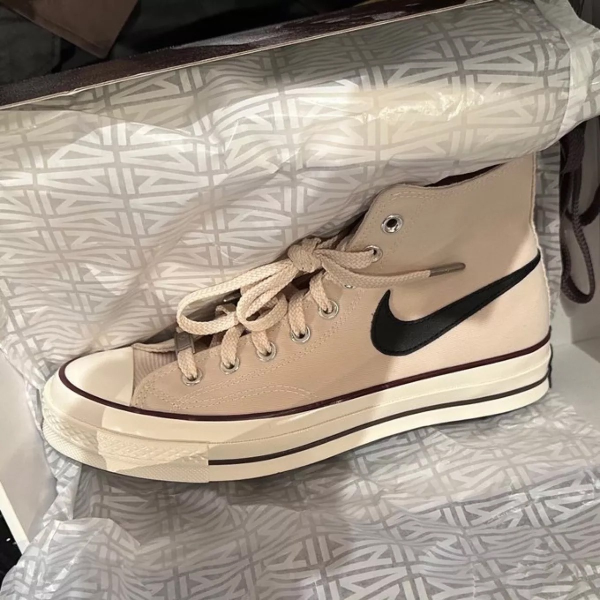 當惡搞變成真理！官方竟真的推出 Nike x CONVERSE Chuck 70 聯名