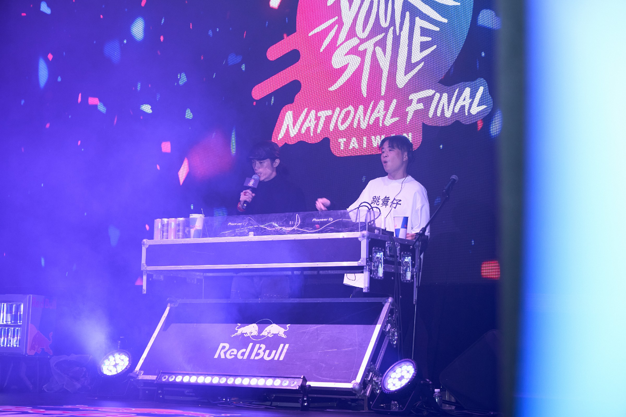 Waacking 新秀 Sunny 擊敗歷屆冠軍奪 Red Bull Dance Your Style