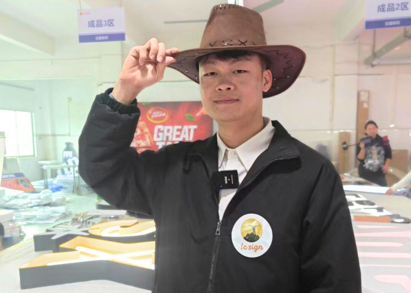 讓廣告再次偉大！爆紅創作者「Tony LC Sign」成年度最強迷因