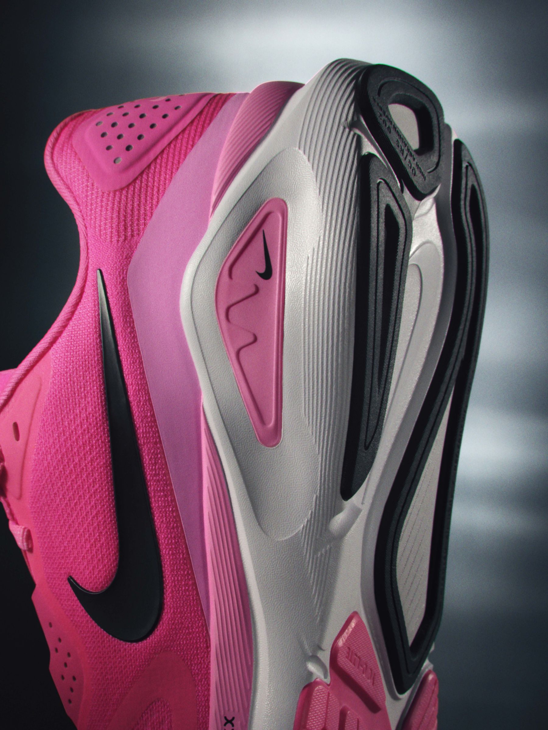 全力穩定長跑姿態！NIKE 釋出全新 STRUCTURE 26 穩定性跑鞋