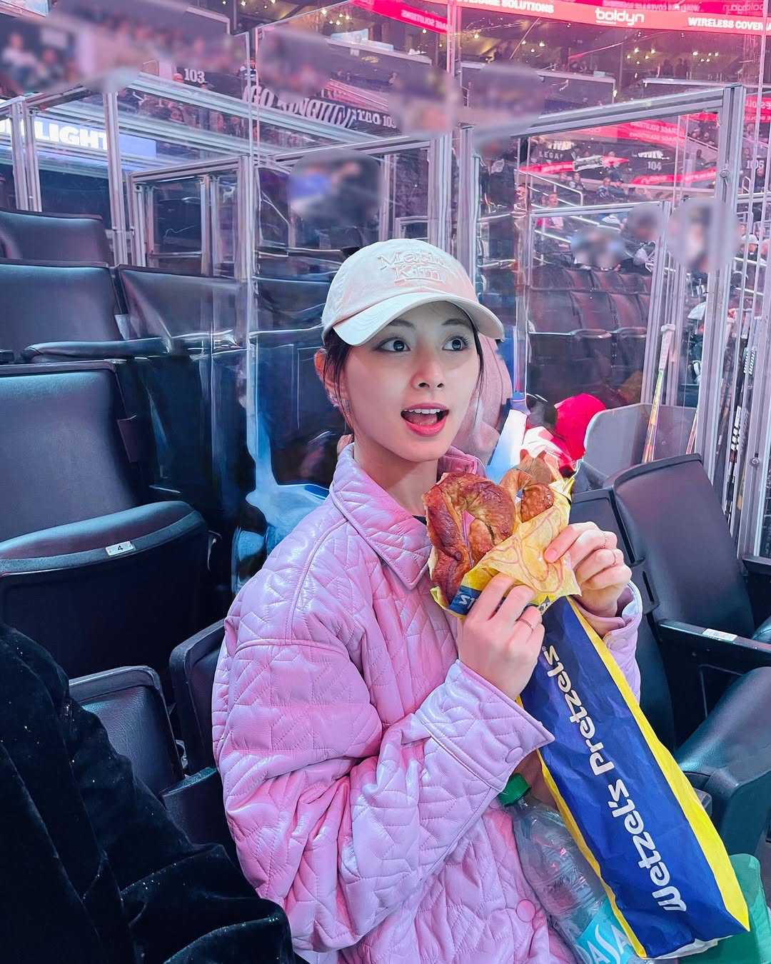 子瑜搶先著用！韓國時尚品牌 MATIN KIM 全新帽款 「MOJA」登台發