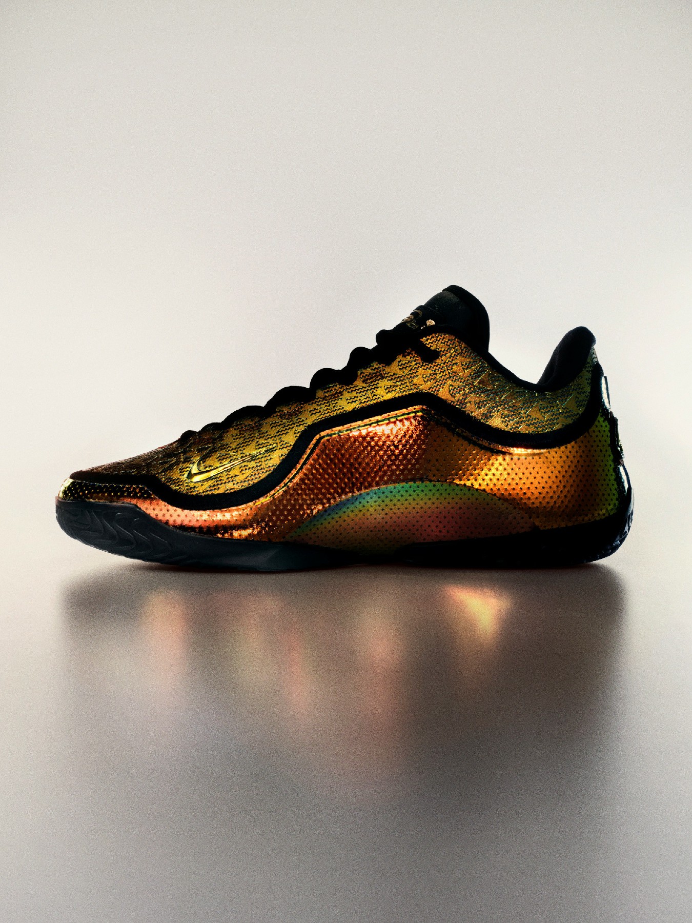 NIKE 正式發佈 LEBRON 23 全新簽名鞋，以創新科技致敬「FOREVER