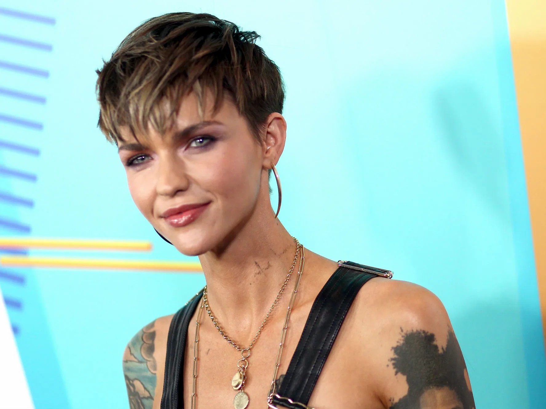 澳洲女同演員 Ruby Rose 電影選角落選，開嗆席德妮史威尼是「白