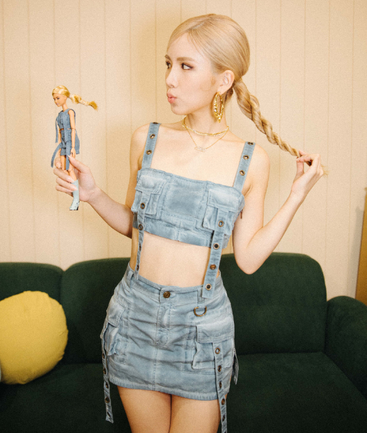 Jocelyn首波單曲〈Woody〉MV上線！以《玩具總動員》胡迪為靈感