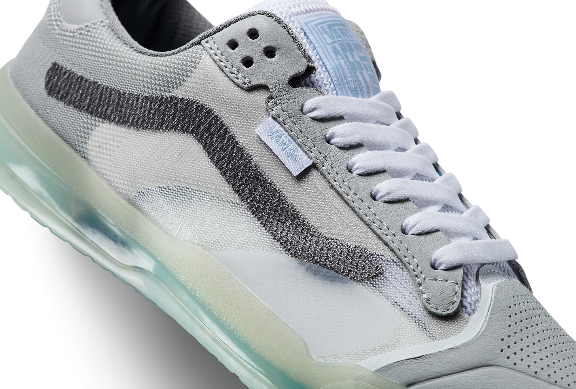 夏日透明系鞋履竟如此機能！ VANS 創新鞋款EVDNT ULTIMATEWAFFLE 全新發售！