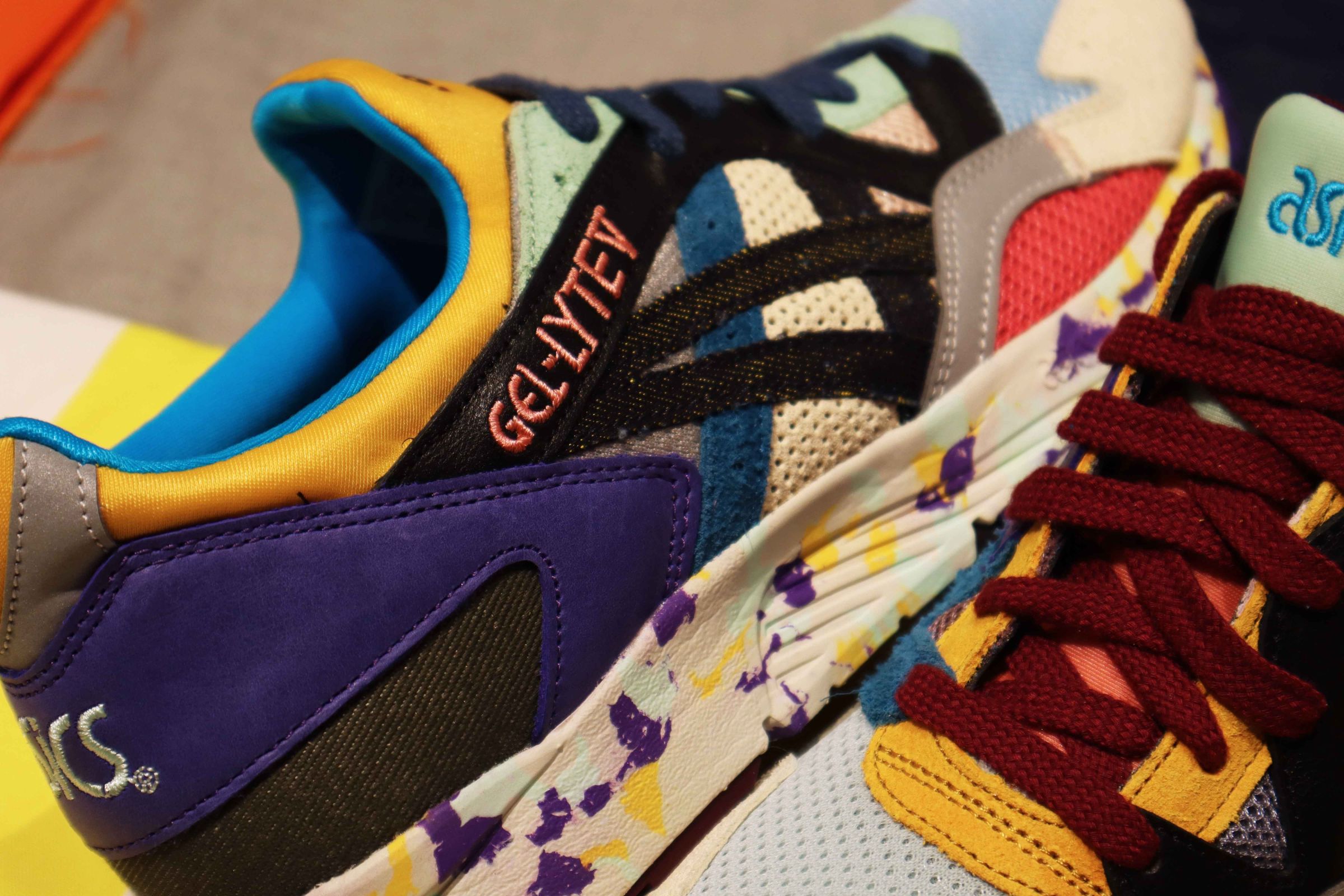 近賞 ASICS GEL-LYTE V RE:MATERIAL 30周年紀念限定鞋款！