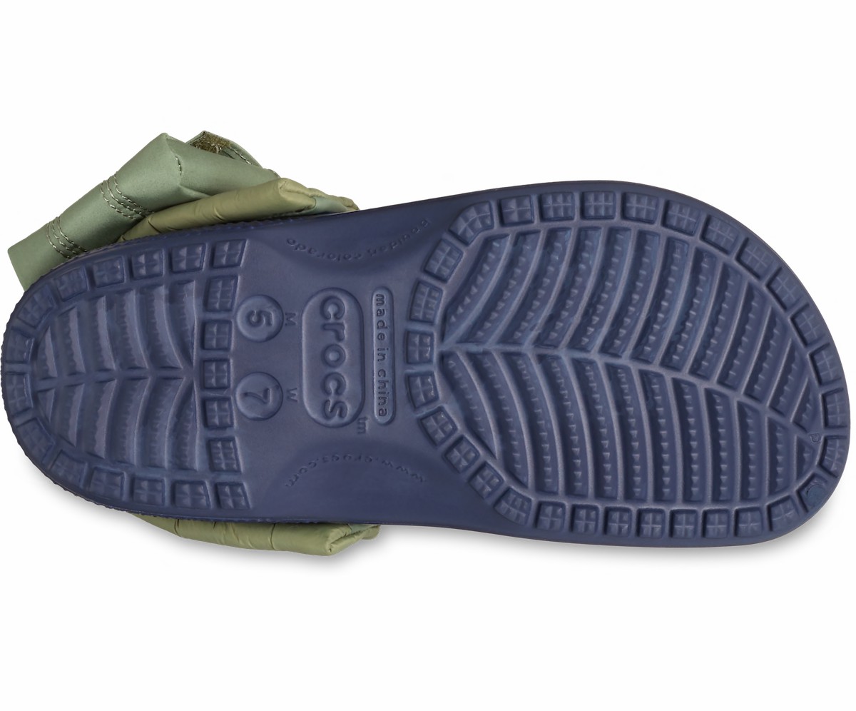 《火影忍者》x Crocs 聯名系列正式曝光，兩代火影連袂出擊！