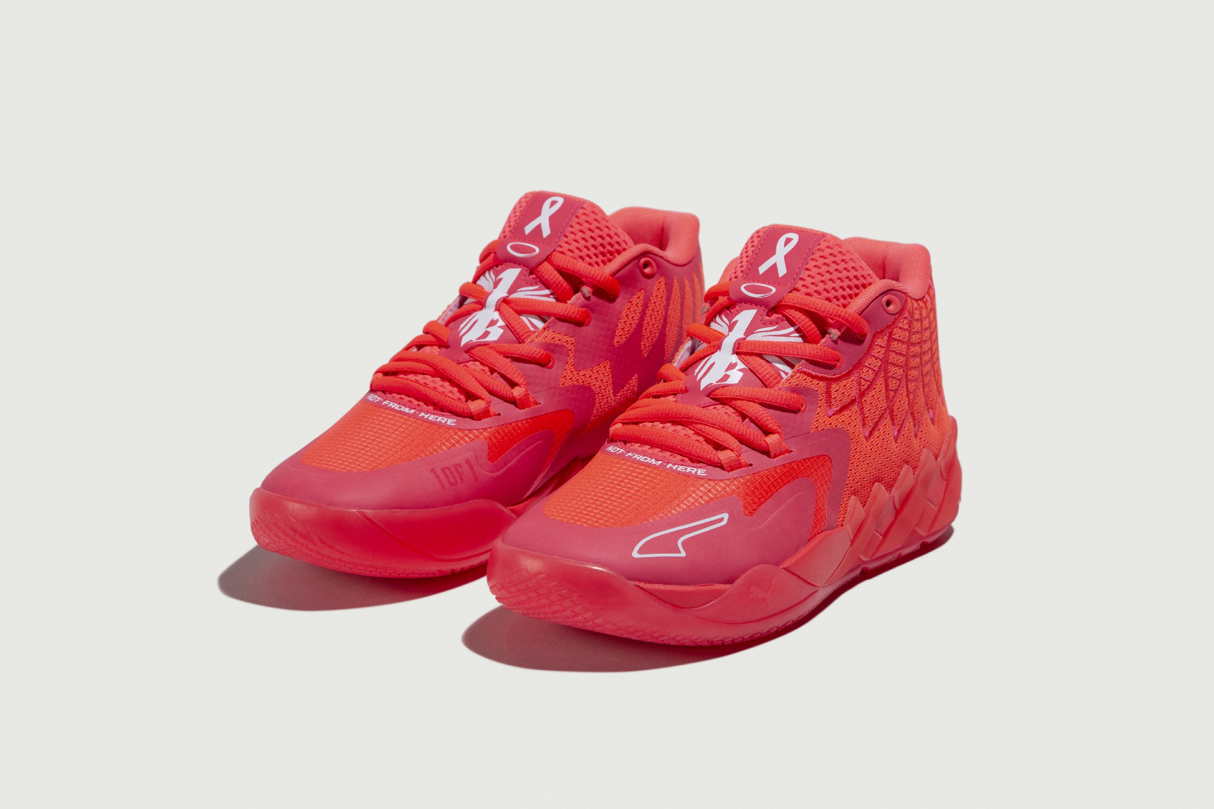 LaMelo Ball首代簽名鞋 PUMA MB.01 BCA 限量在台發售！