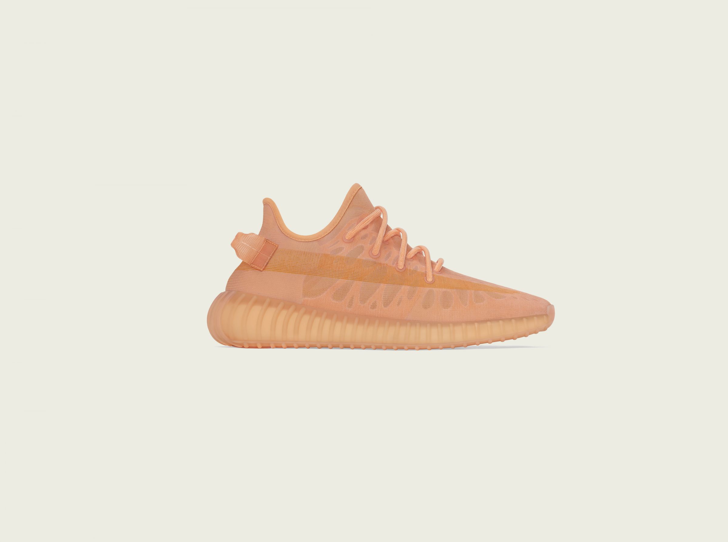 透明感再進化！YEEZY BOOST 350 V2 MONO CLAY 即將在台發售！