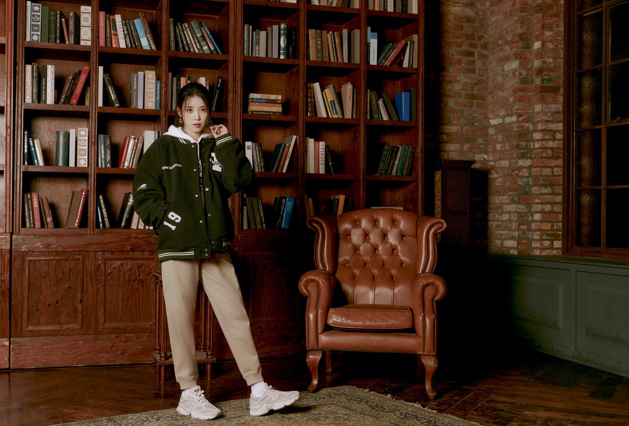 IU上身New Balance NB 1906 潮流形象店限定春季新品！